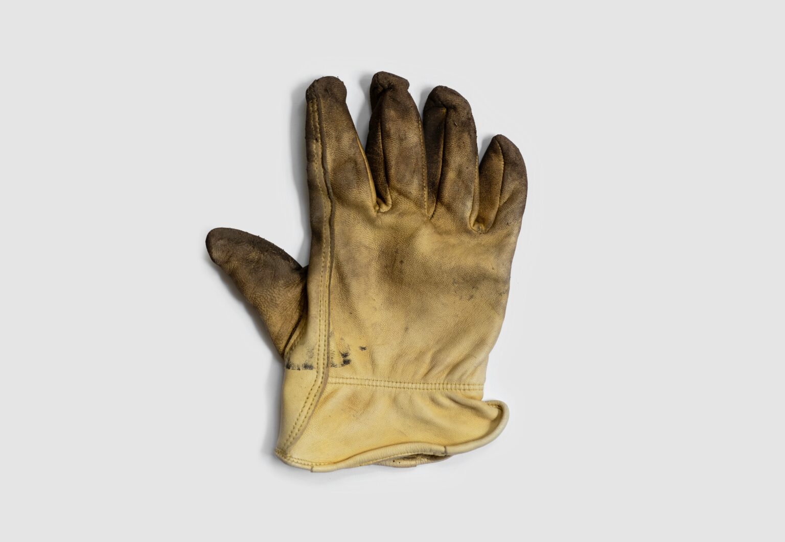 Best Farm Gloves & Work Gloves for Australian Farms & Gardens