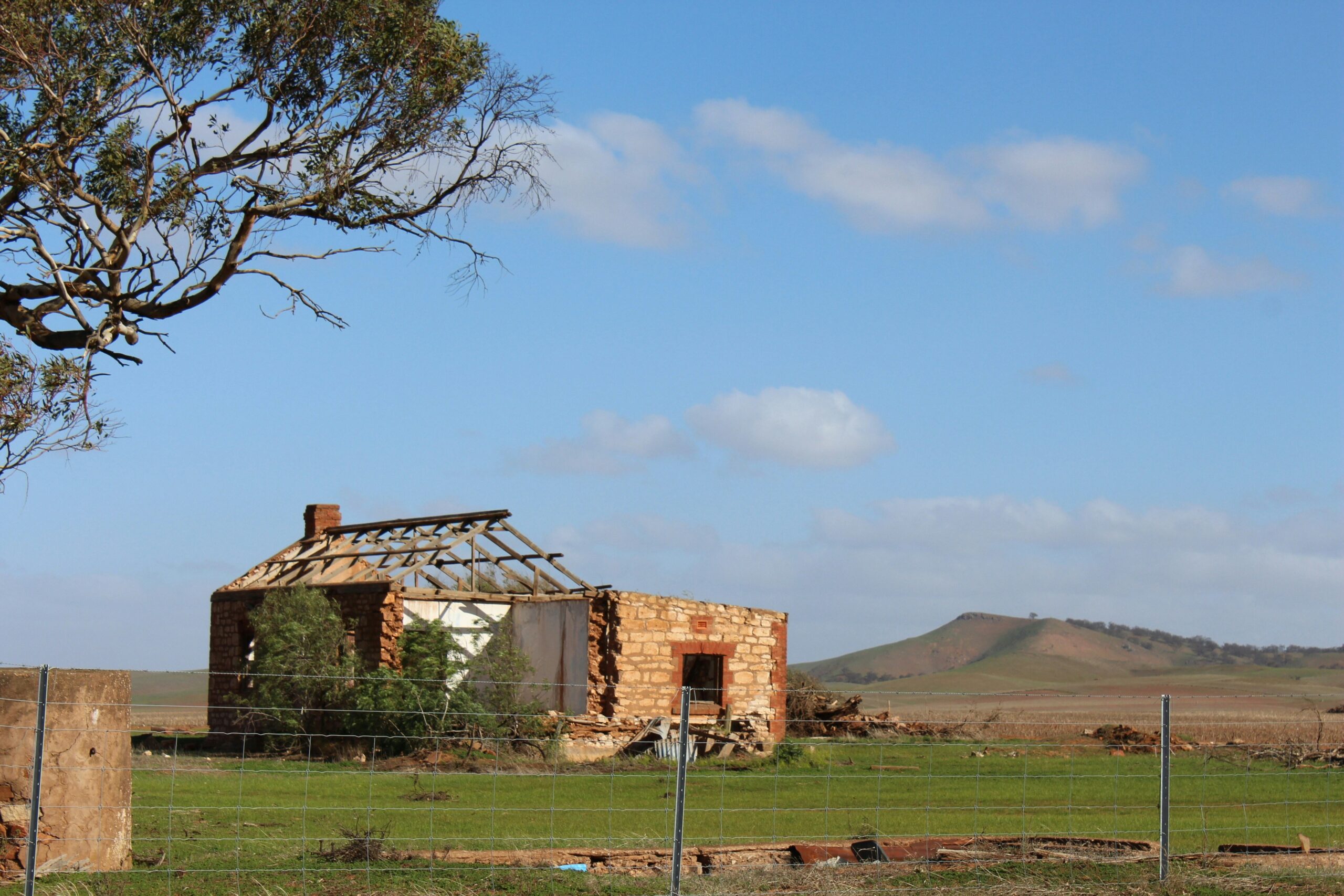 How to Transfer Rural Property Titles Between Family Members